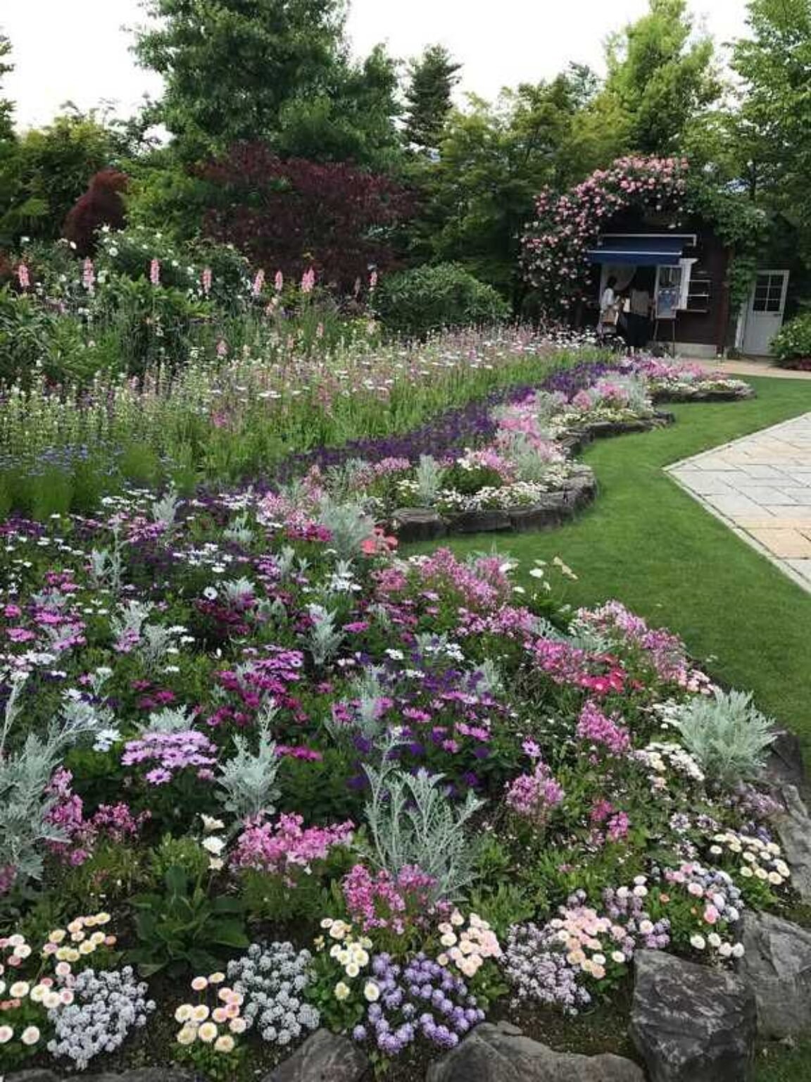 17 Creative Garden Ideas That Look Way Too Good - Revamp Your Outdoor Area